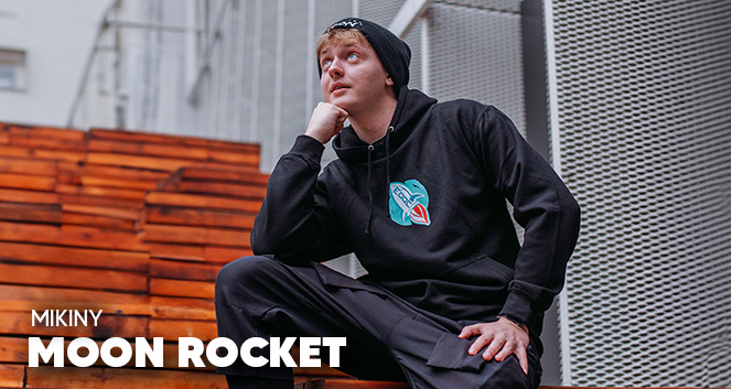 MoonMerch.cz - eshop kde najdeš všechen Moon merch na jednom místě ...